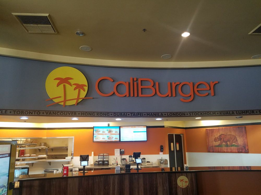 Caliburger Robot Gets Reboot - Foodservice Equipment Reports Magazine