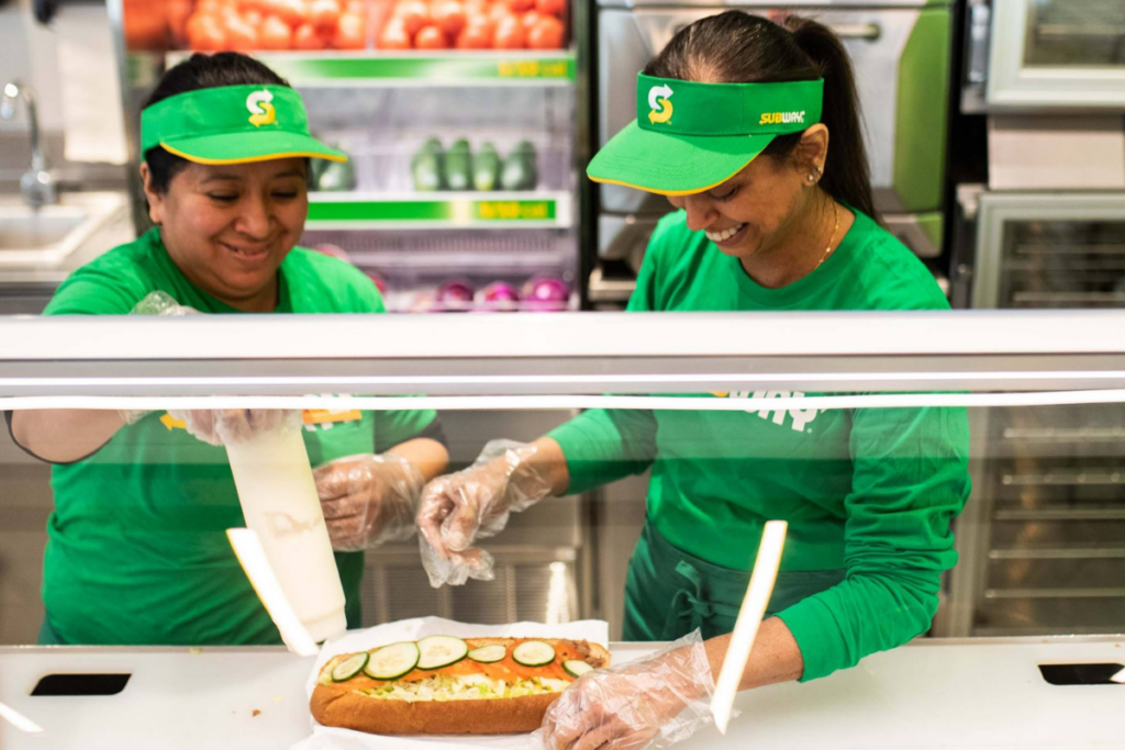 Expansion Roundup: Subway’s Gigantic Franchise Agreement, Cinnabon Goes ...