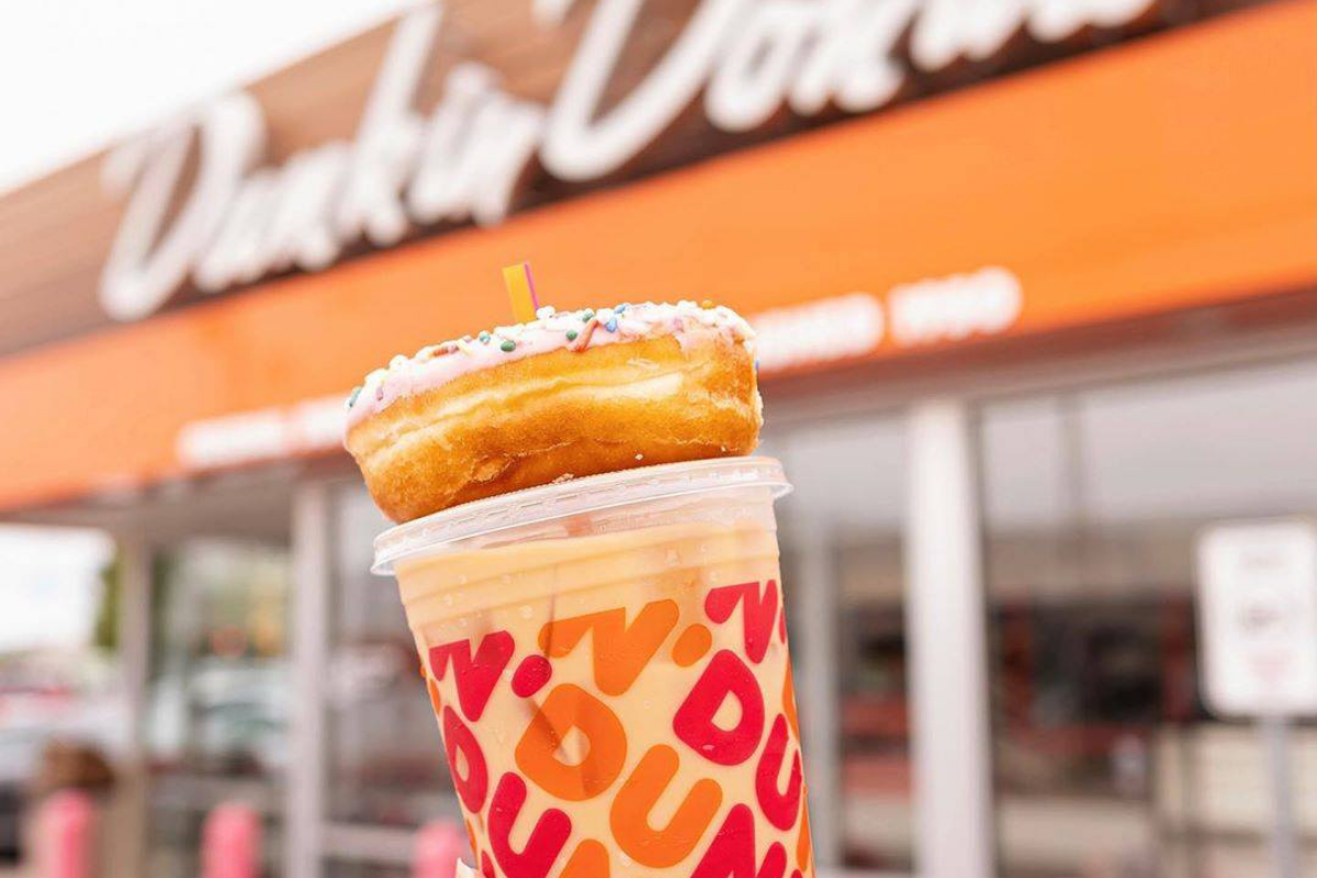 Dunkin’ Adds Corporate-Owned Stores to Its Portfolio - Foodservice ...
