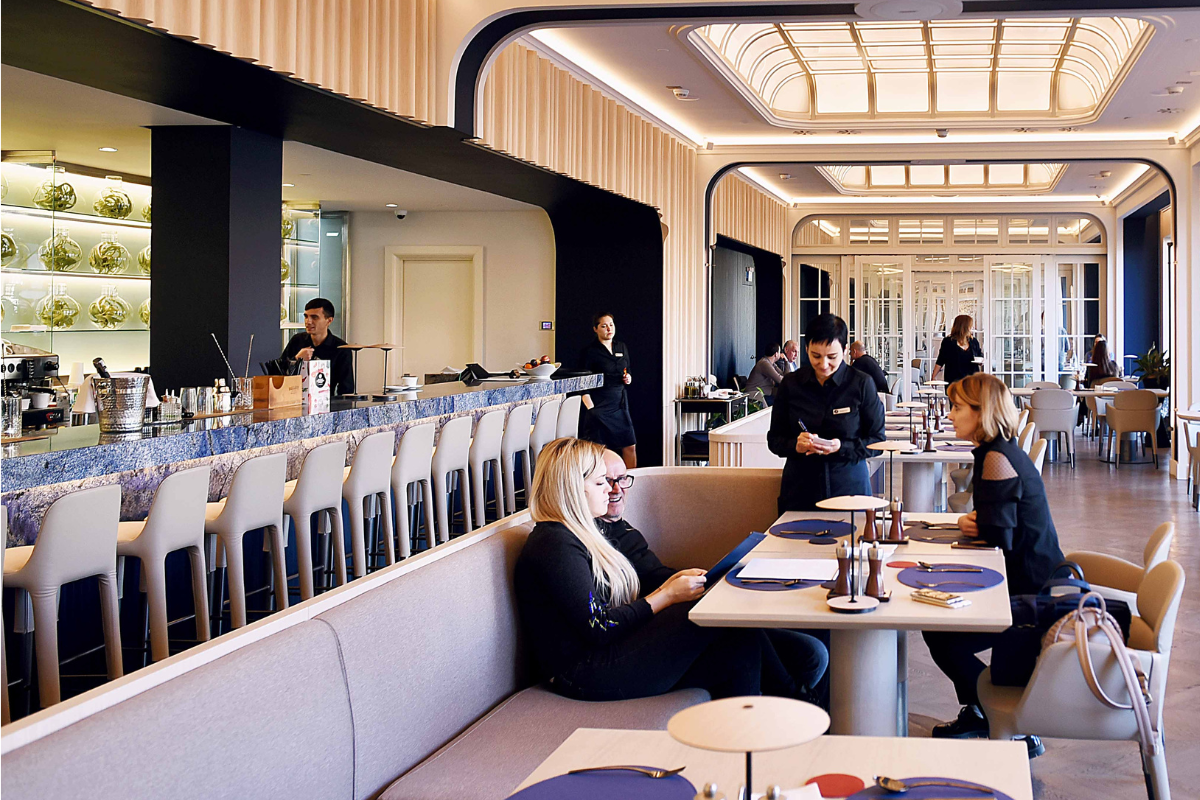 Customer Satisfaction at Full-Service Restaurants Stable, While Fast ...