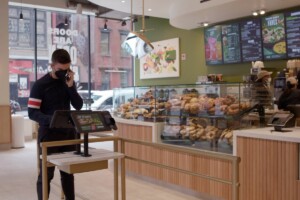 Panera Takes New Urban Store Format to the Big Apple - Foodservice ...