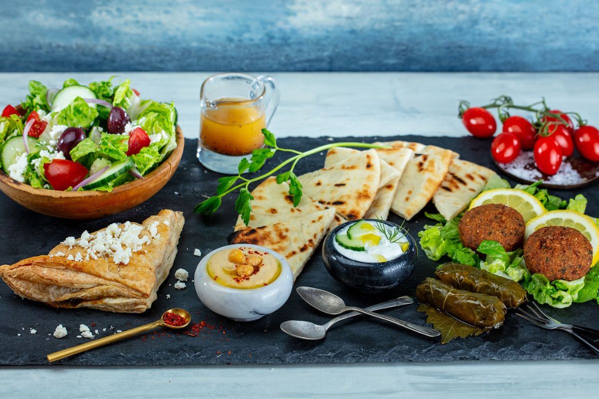 Expansion Roundup: 2 Brands Make Debuts in States - Foodservice ...