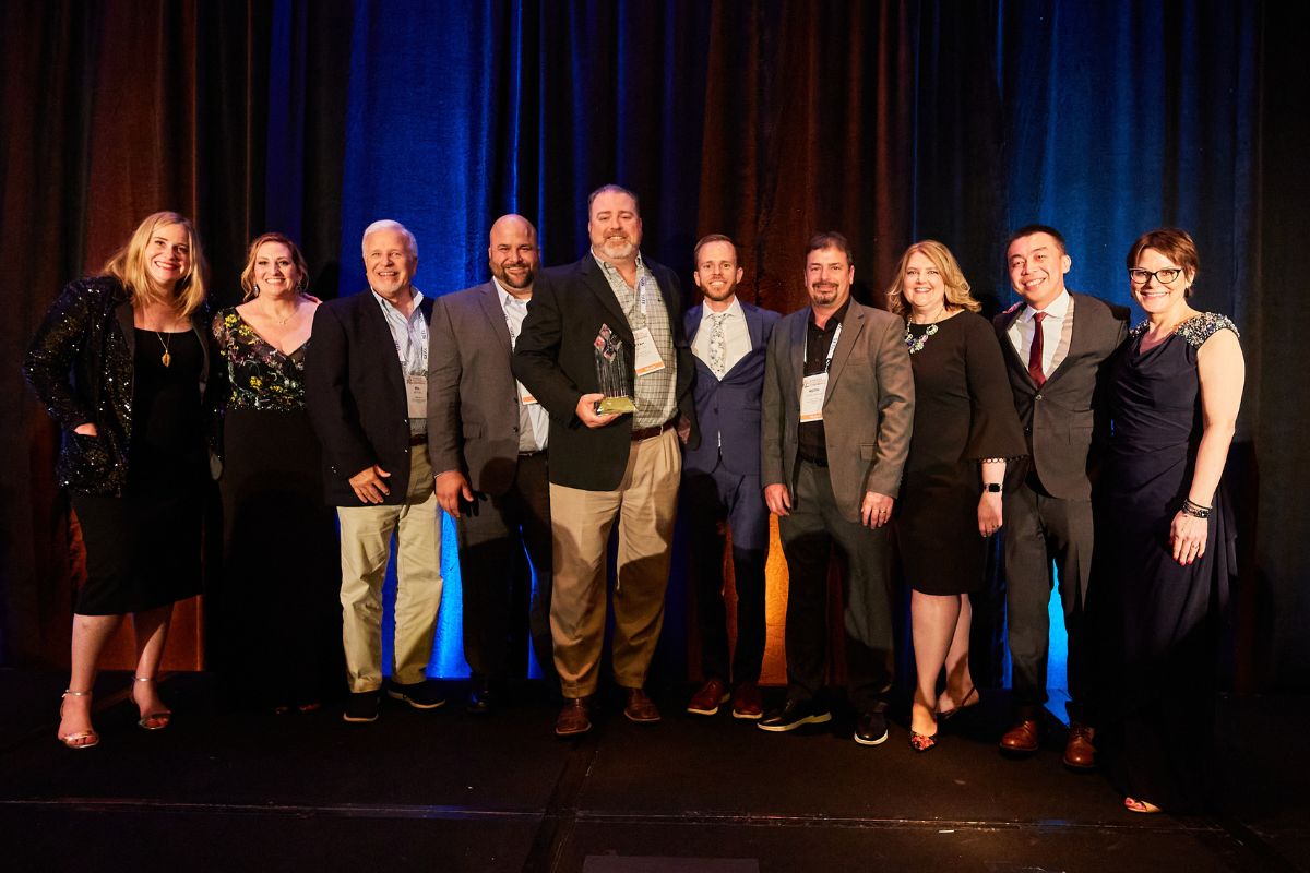 SEFA Awards Dealers, Suppliers at Annual Conference - Foodservice ...