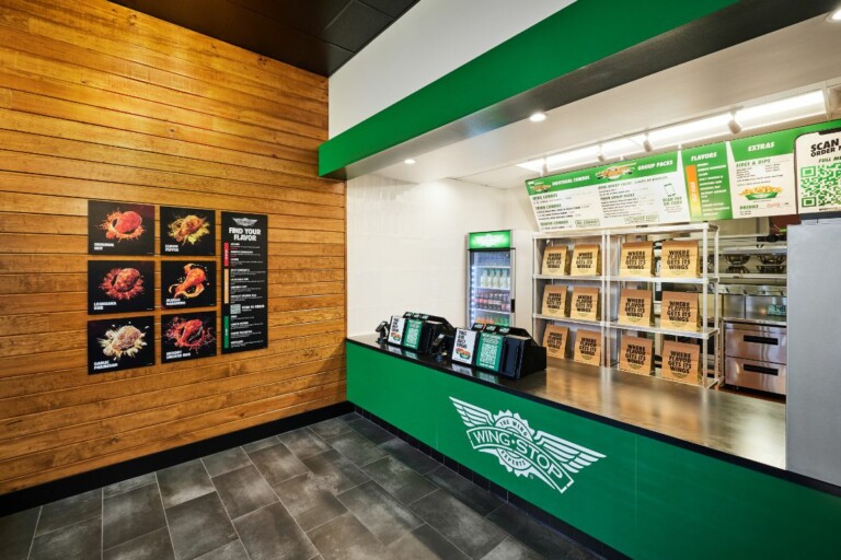 Wingstop Opens Restaurant No. 2,000 - Foodservice Equipment Reports ...