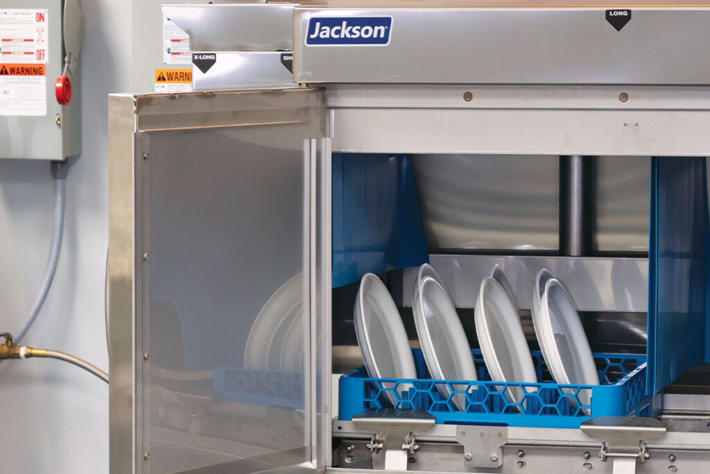 The Operational Perks of Today’s Rack Conveyor Dishmachines