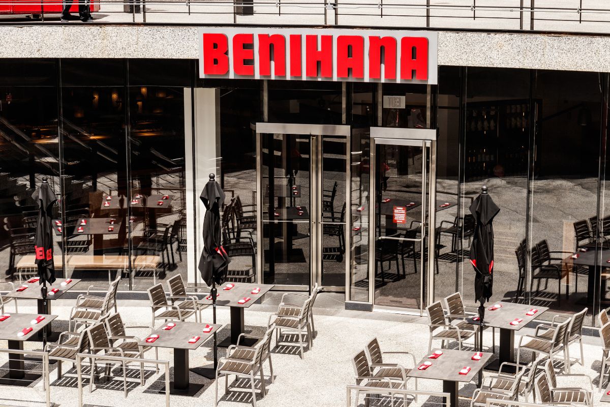 ONE Group Acquires Benihana for $365M - Foodservice Equipment Reports ...