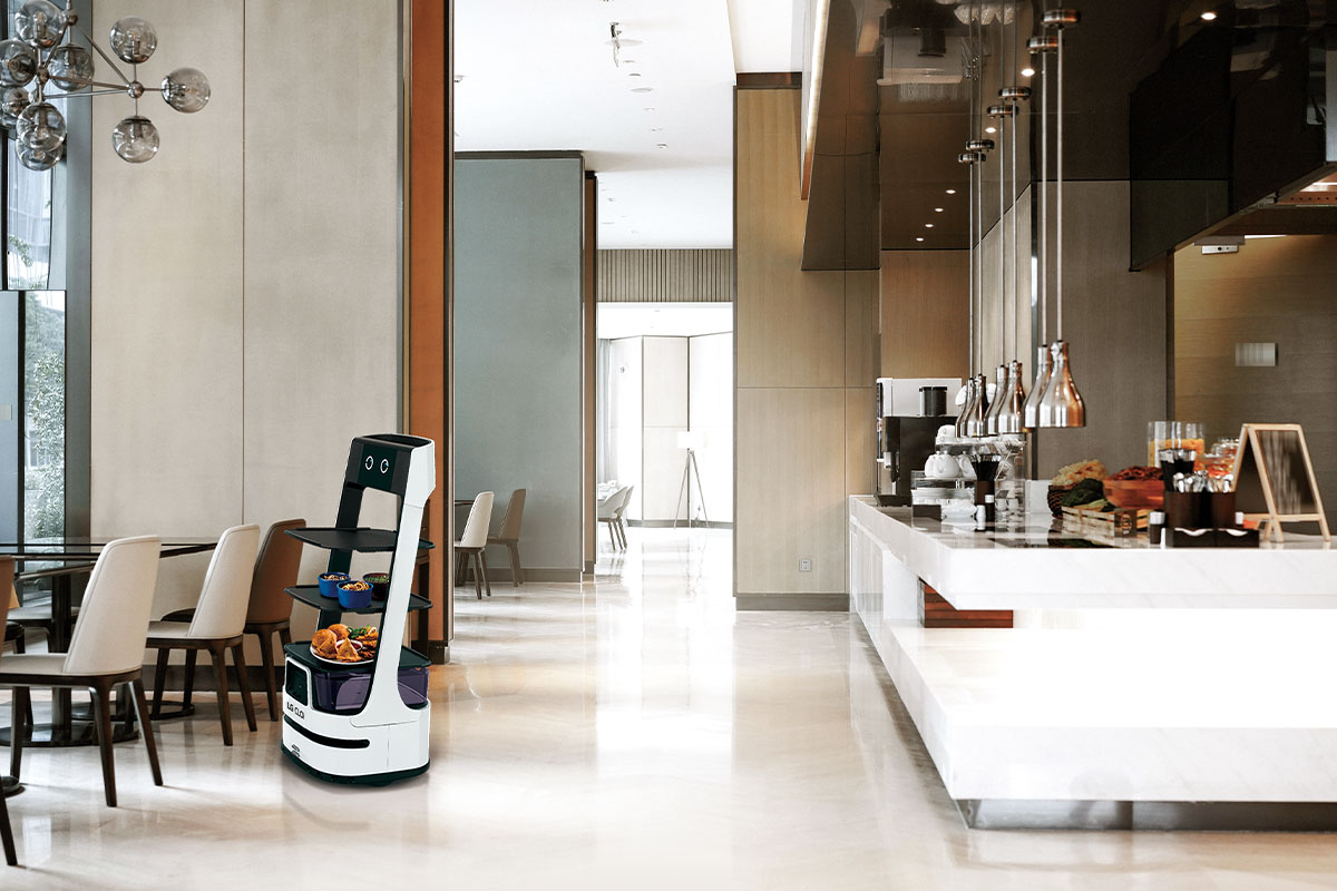 All Systems Go: A Robotic Food Runner Rundown