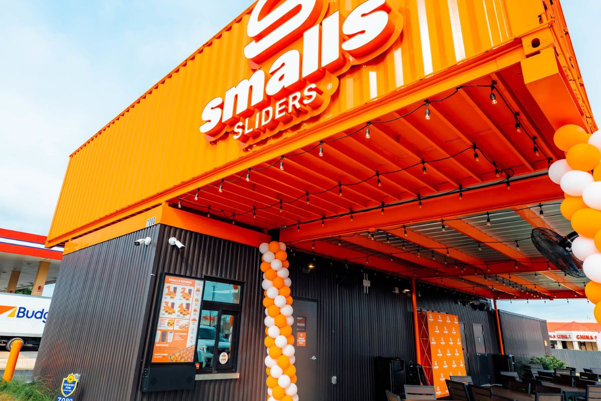 Emerging Brand Plans First Company-Owned Store - Foodservice Equipment ...