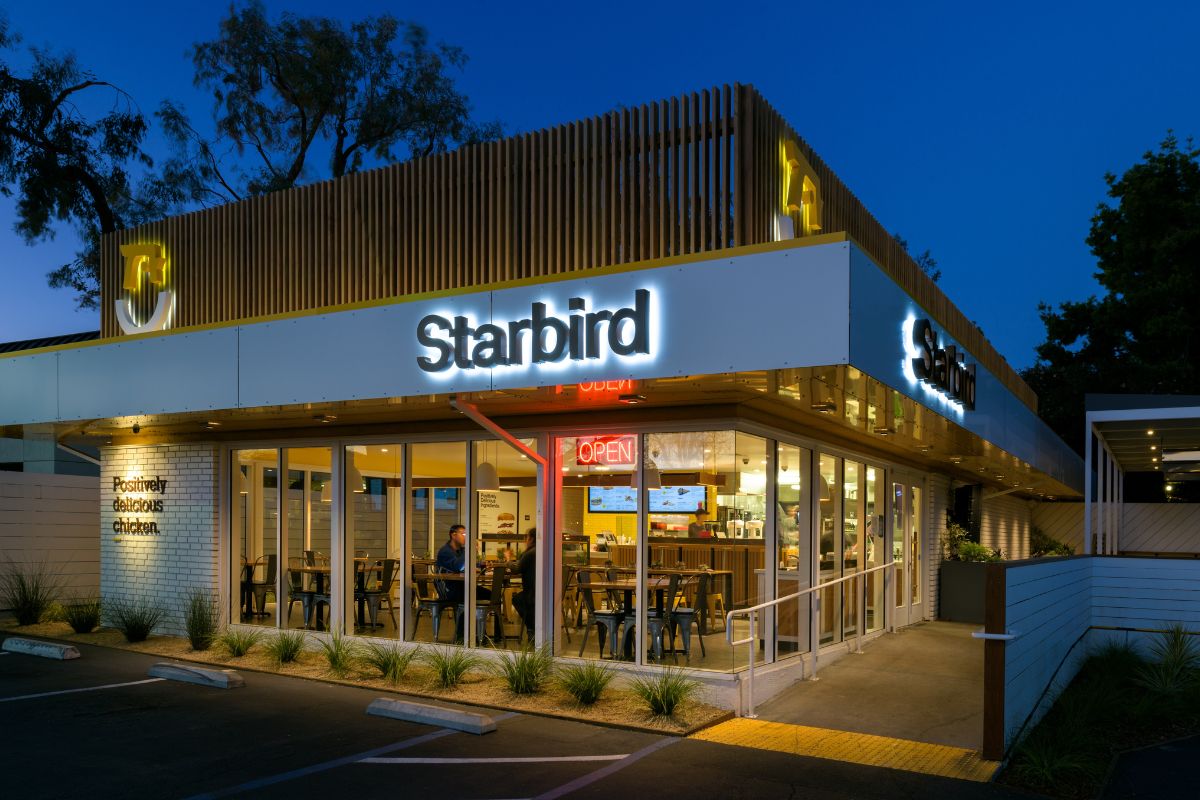 Starbird Starts Franchising, Looks to Colorado - Foodservice Equipment ...