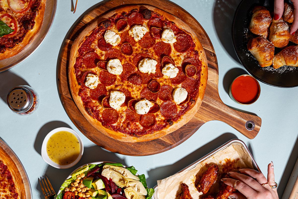 Craveworthy Brands Acquires Pizza Concept