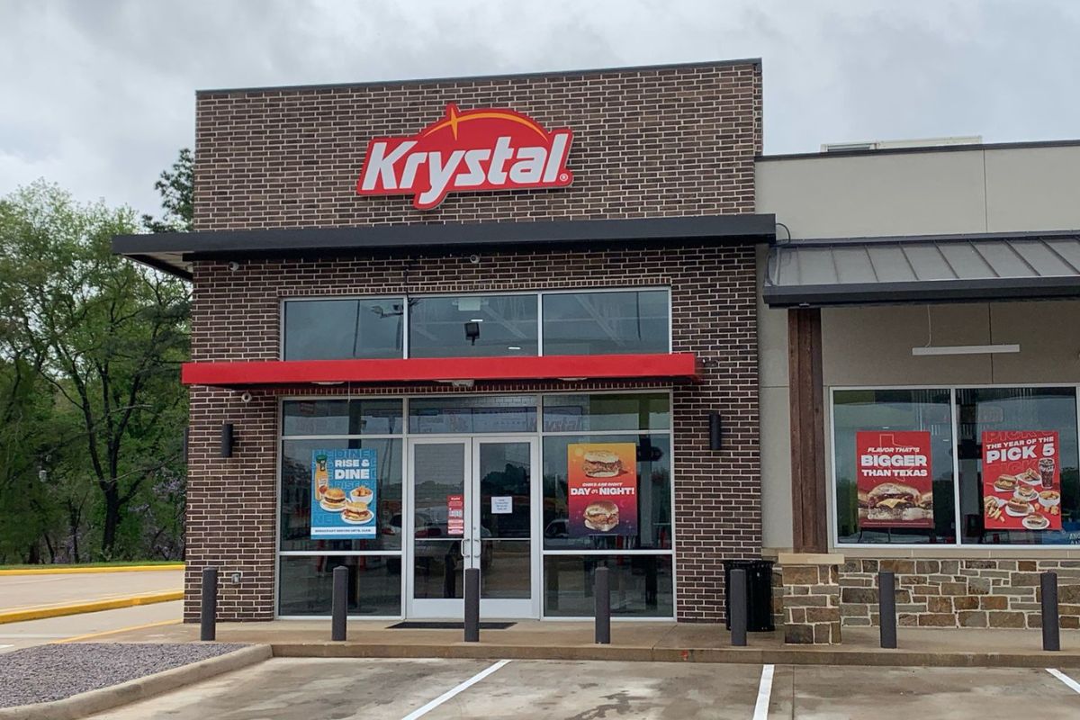 Krystal Leans Into Nontraditional Formats - Foodservice Equipment ...
