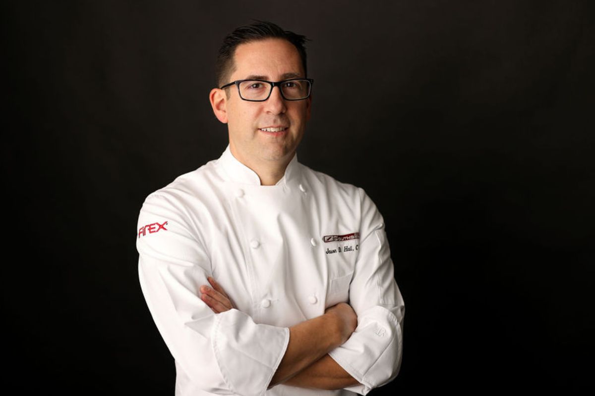 Middleby Names Crown Steam Group Exec - Foodservice Equipment Reports ...