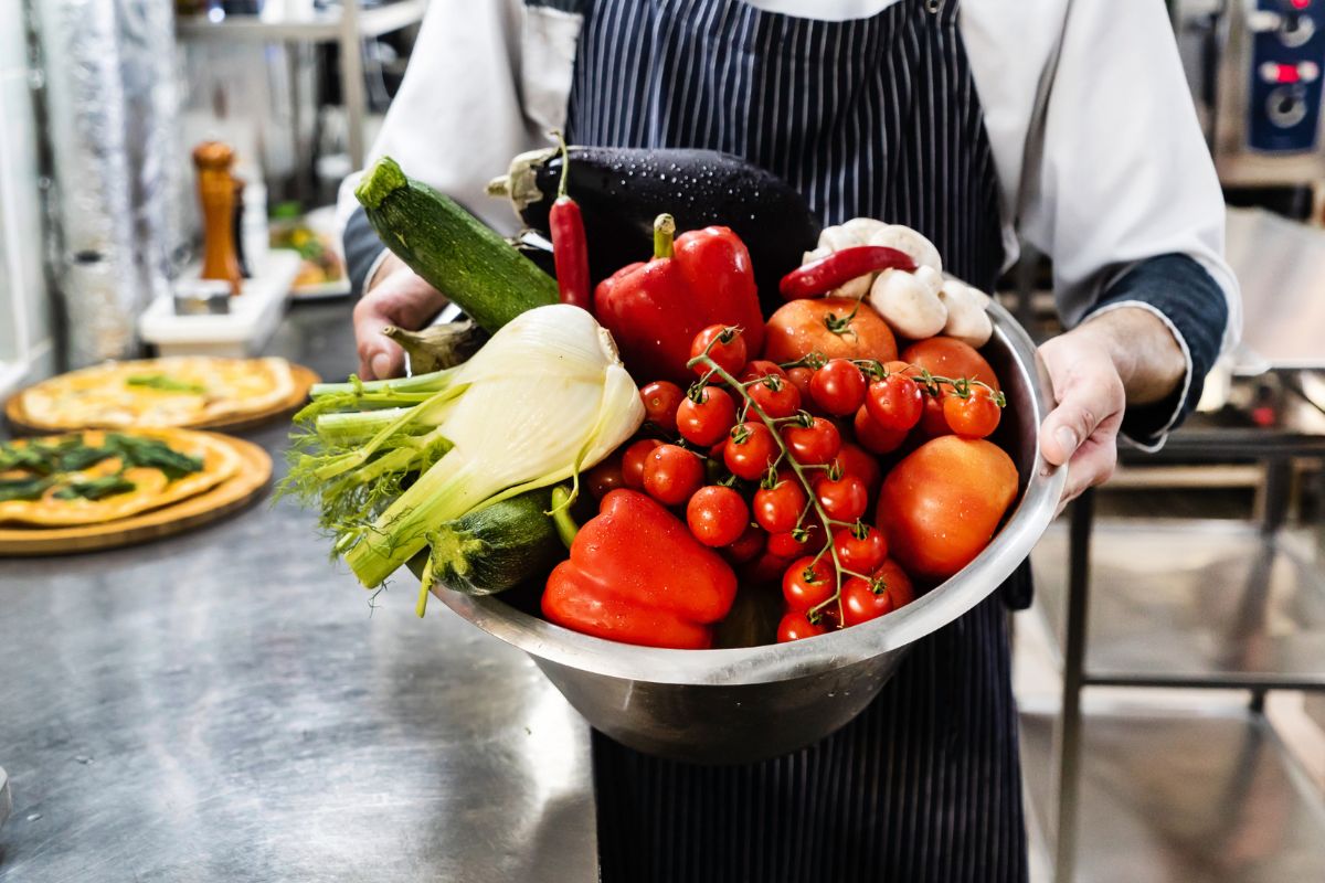 Chefs Trade Labor-Saving Tools, Ideas - Foodservice Equipment Reports ...