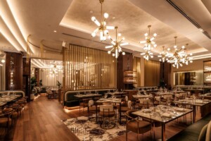Noble 33 Opens 1587 Prime With Chiefs’ Stars - Foodservice Equipment ...